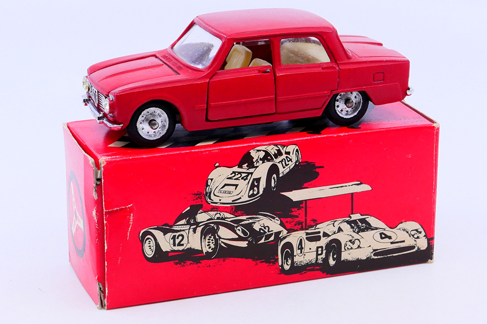 Mercury Japon Japan Giappone Alfa-Romeo Giulia TI rouge 4, Mercury ...